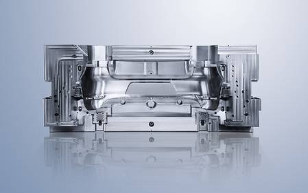 XXL gantry for dynamic finishing - DMG MORI USA