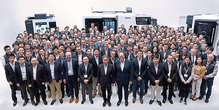 Career - DMG MORI - DMG MORI